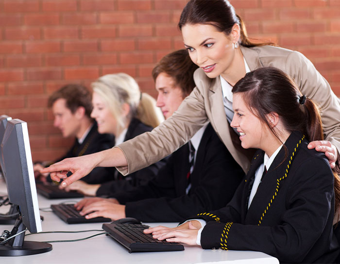 Tailored school photography - Creative School Portraits